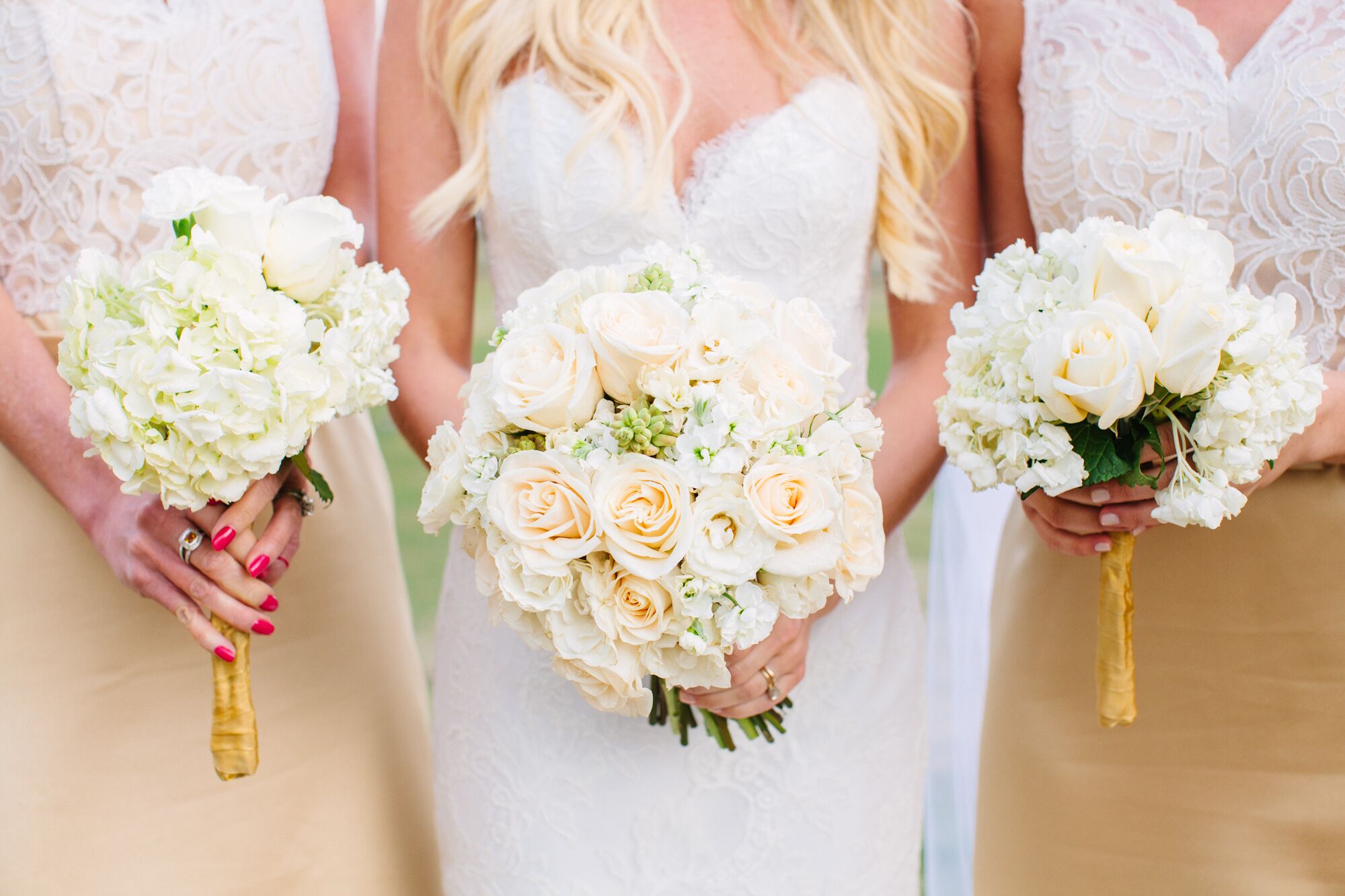 Romantic Ivory Rose Bouquets