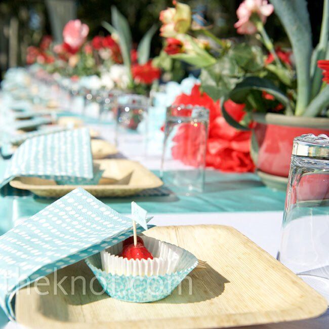 Blue and Red Wedding Decor