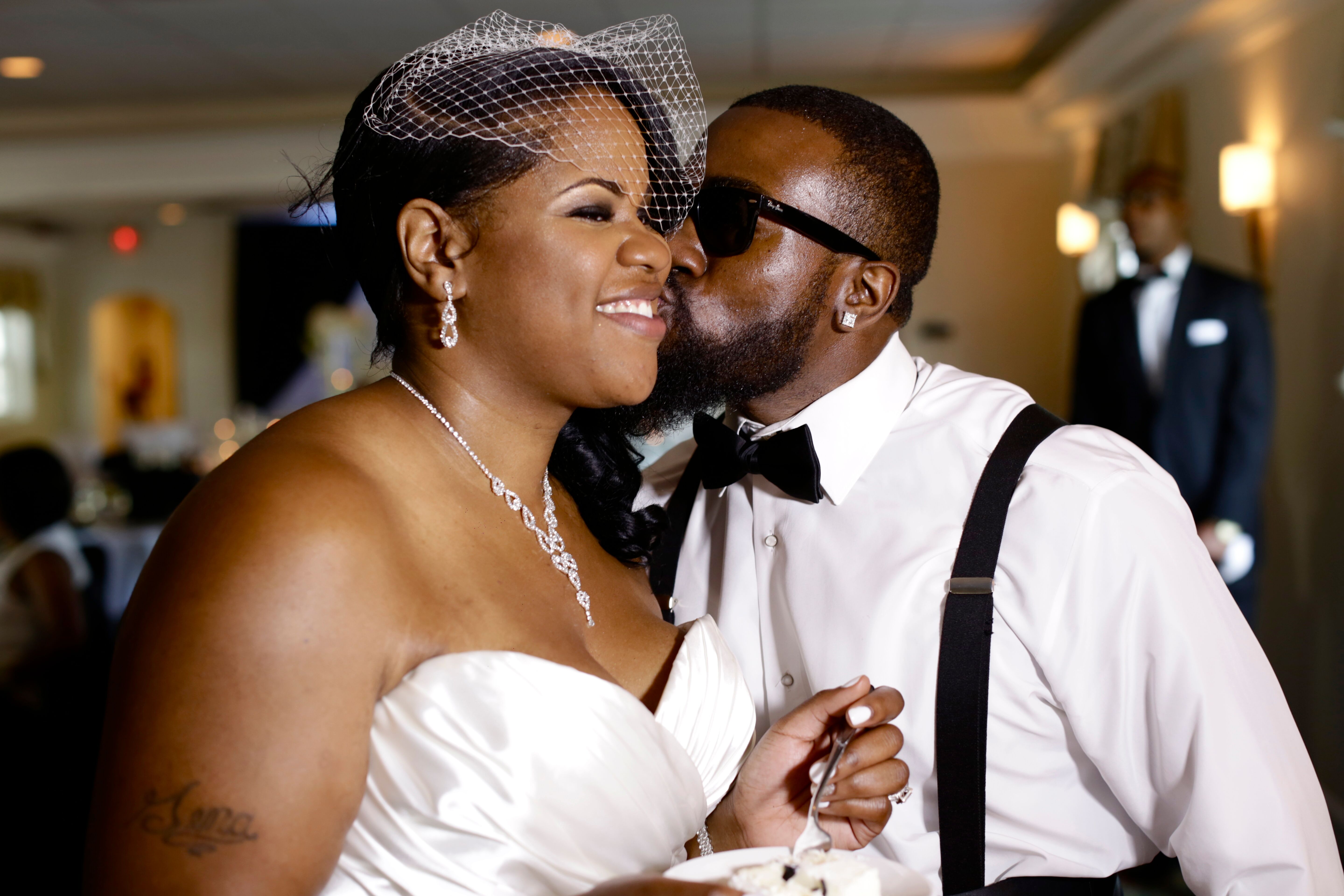 A Black and White Wedding at Chagrin Valley Athletic Club in Chagrin ...
