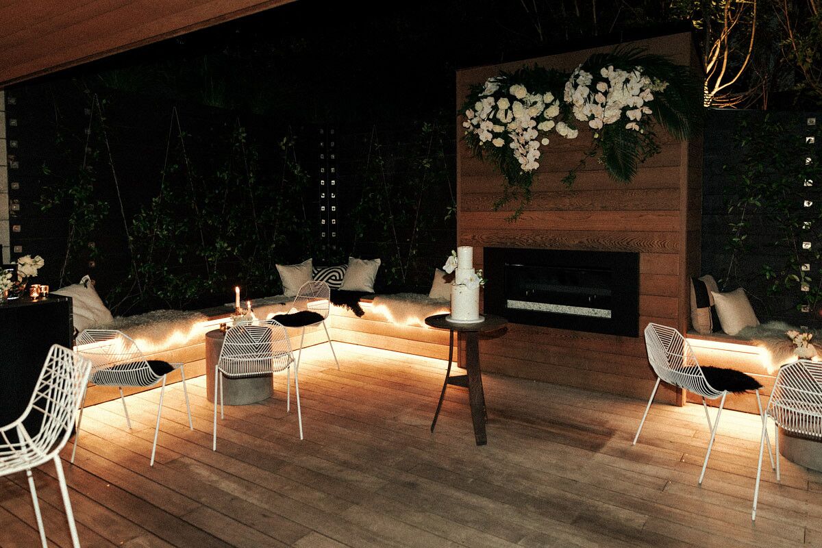Simple and Elegant Wedding Reception at Local Restaurant in Auckland ...