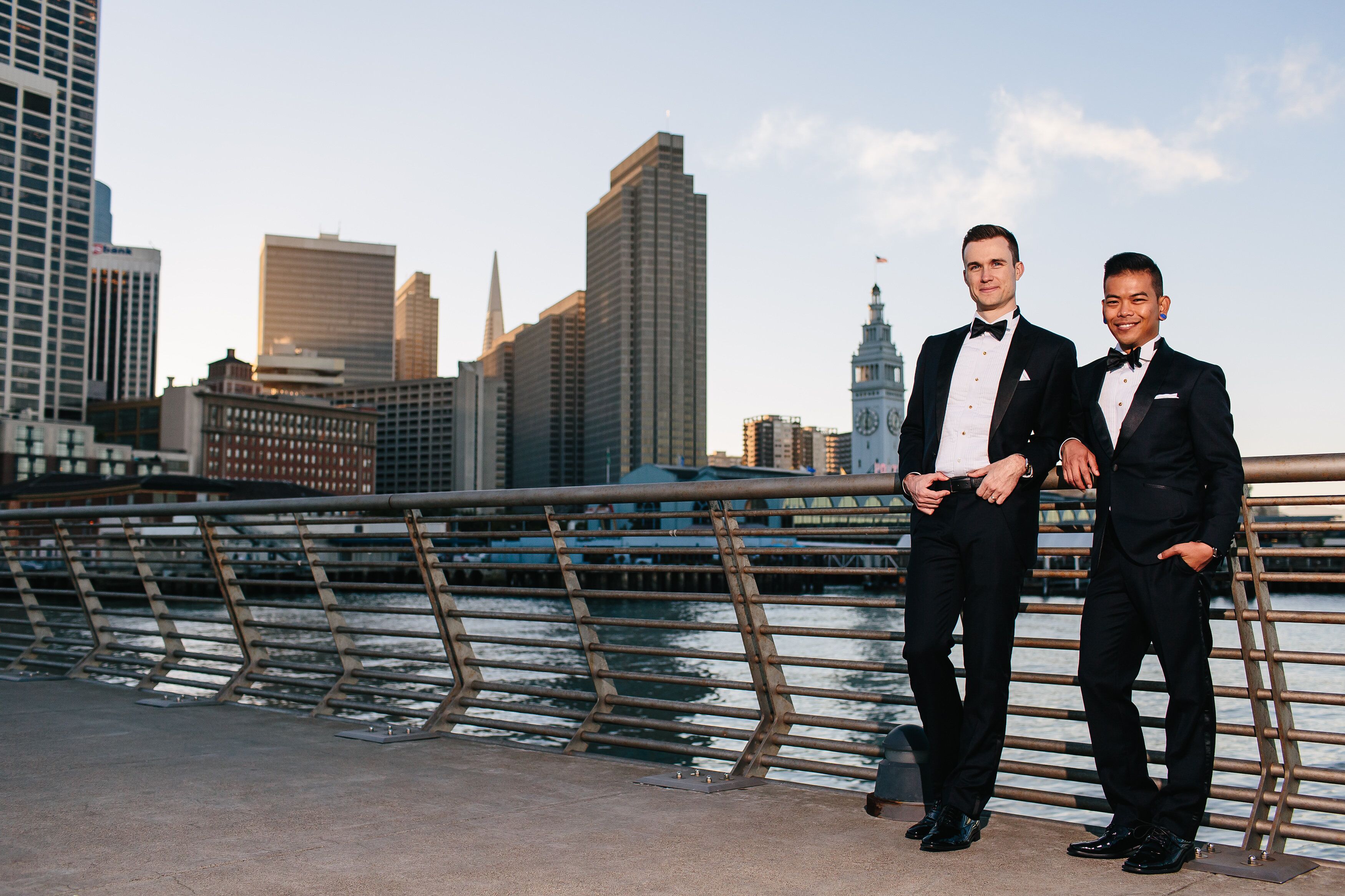 Mark and Tom, Urban Backdrop