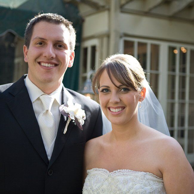 Emily & Michael: A Traditional Wedding in Chagrin Falls, OH