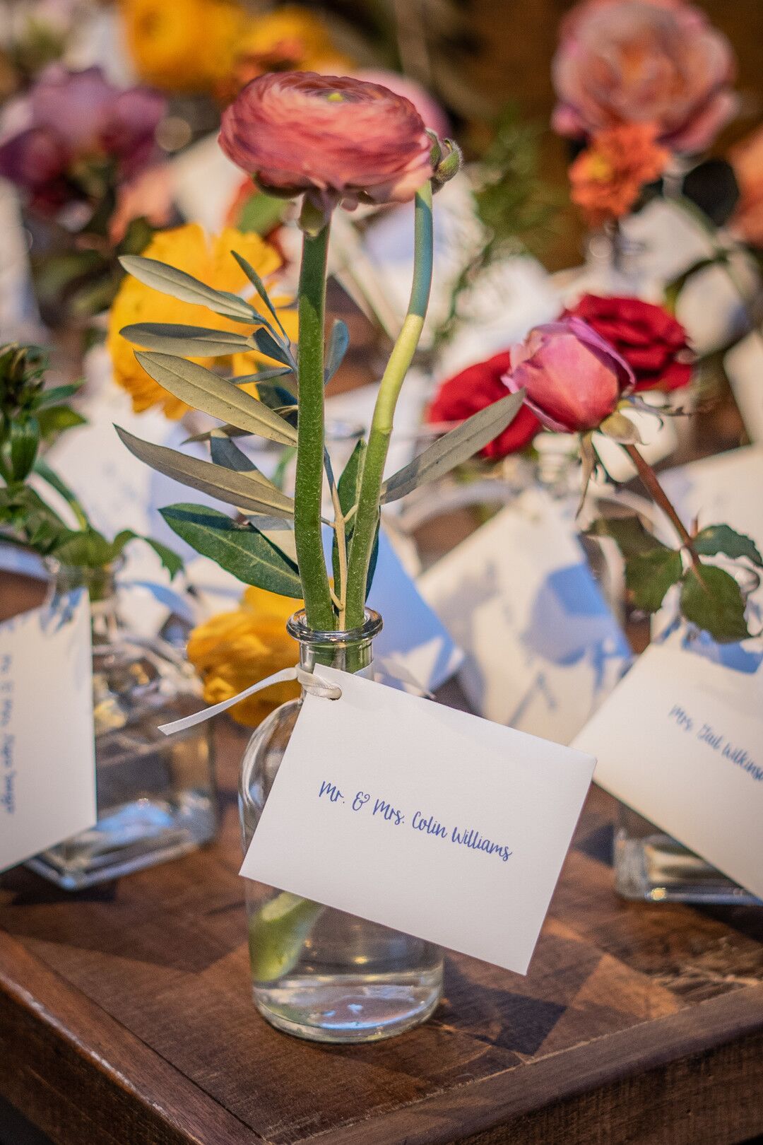 Organic Bud Vase Place Cards