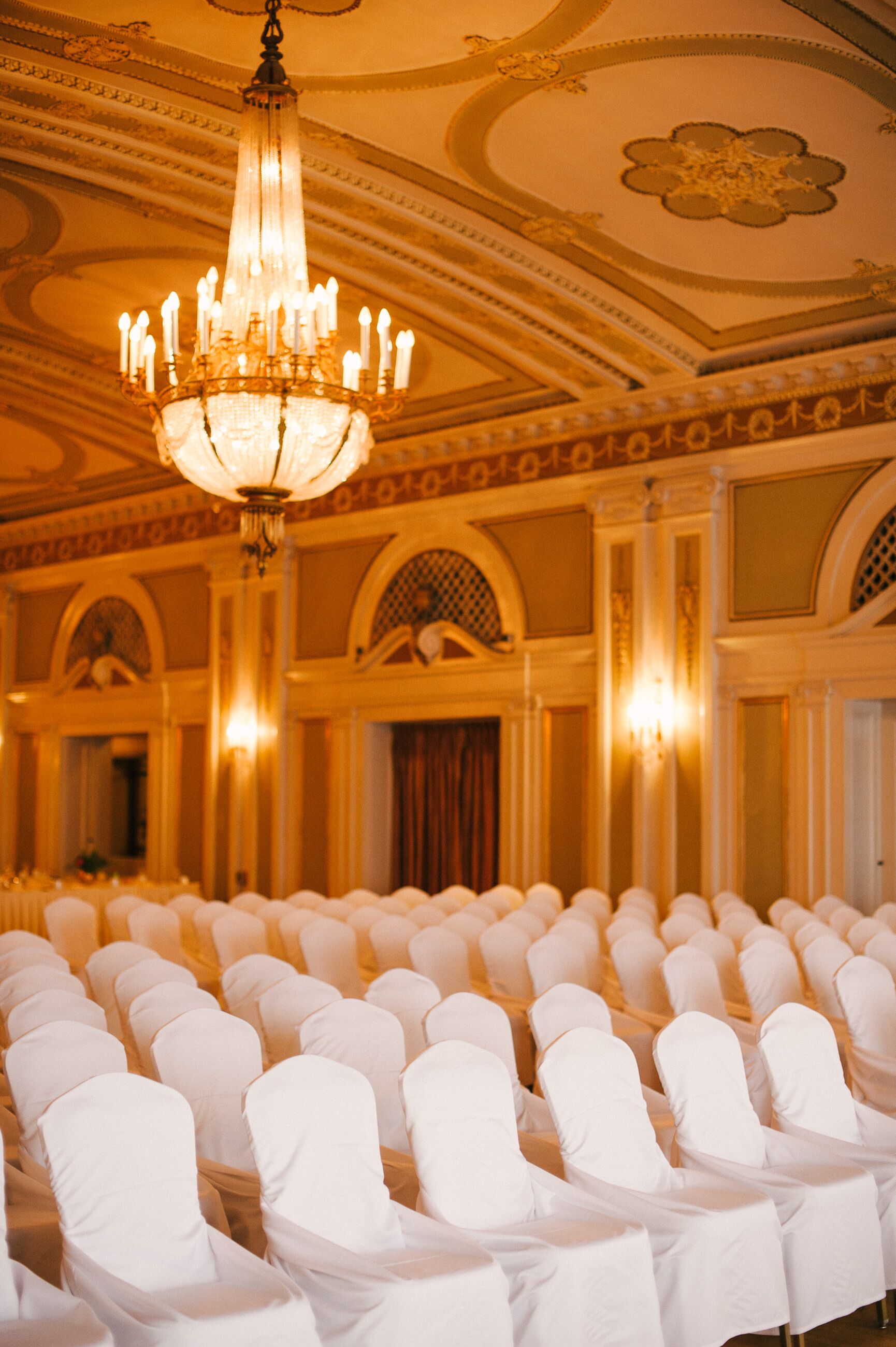 1920s Architecture and Chandelier at Greysolon Ballroom Ceremony