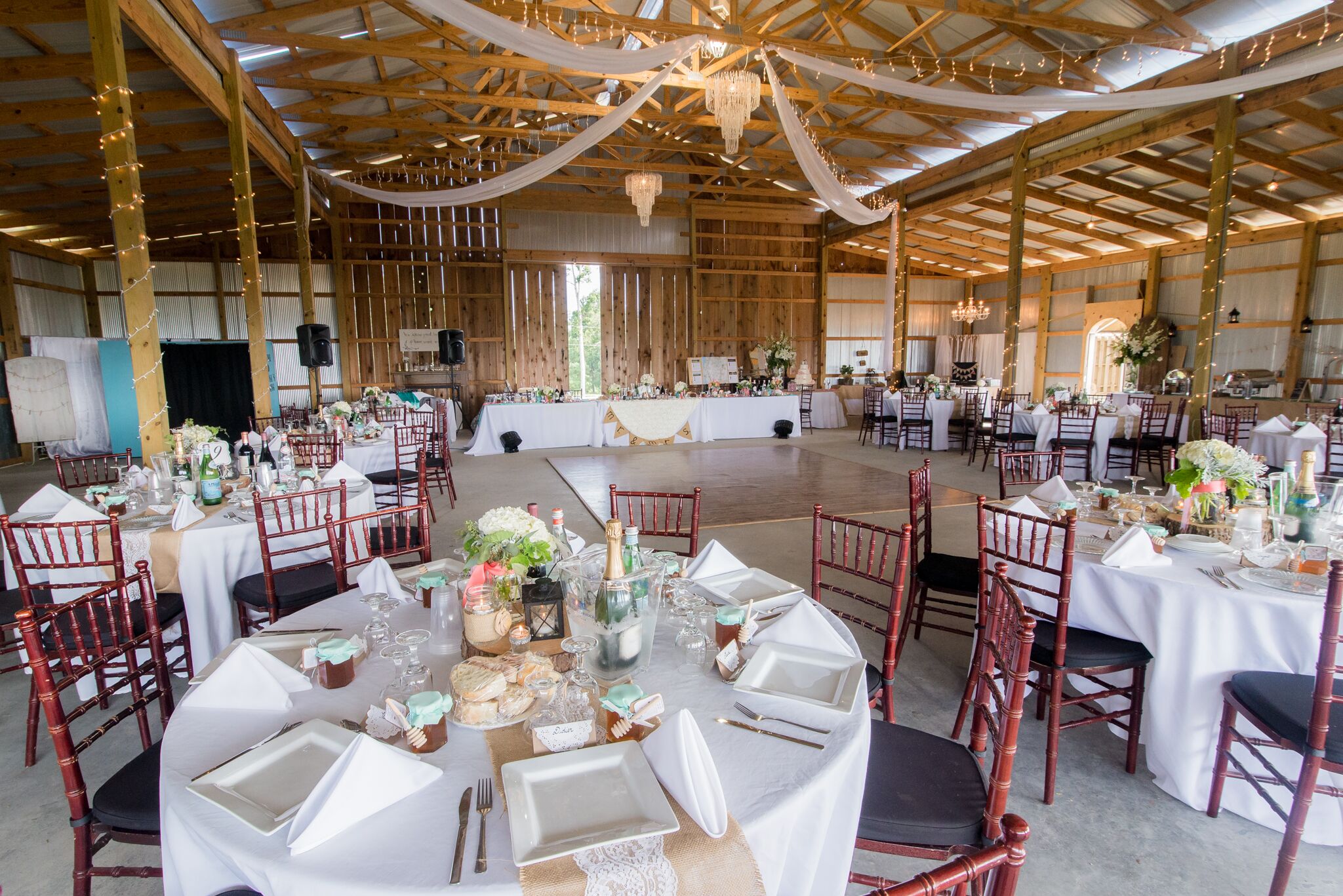 The Royal Ridge Rustic Reception