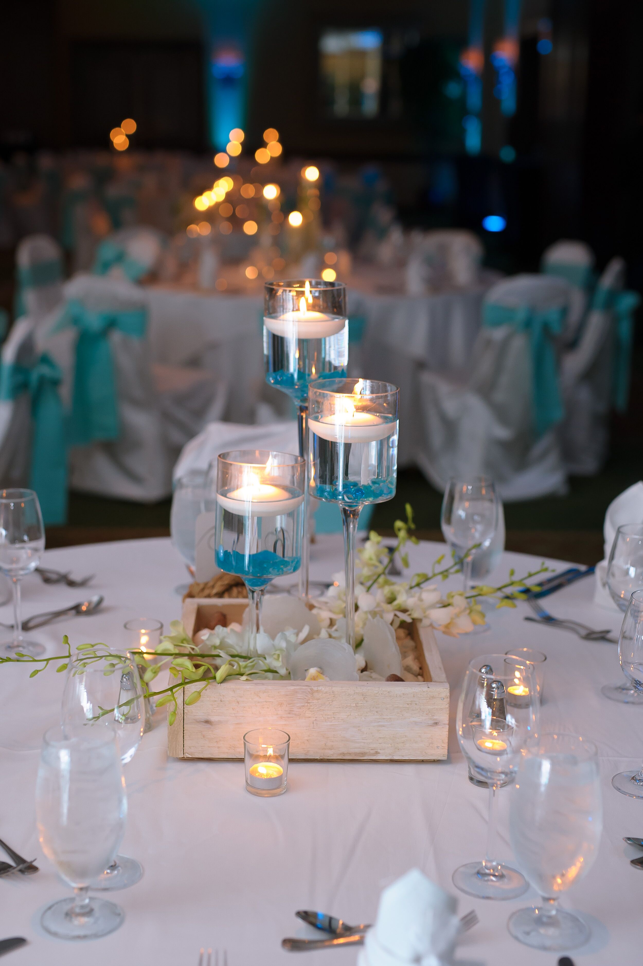 Blue Floating Tea-Light Candle Accent