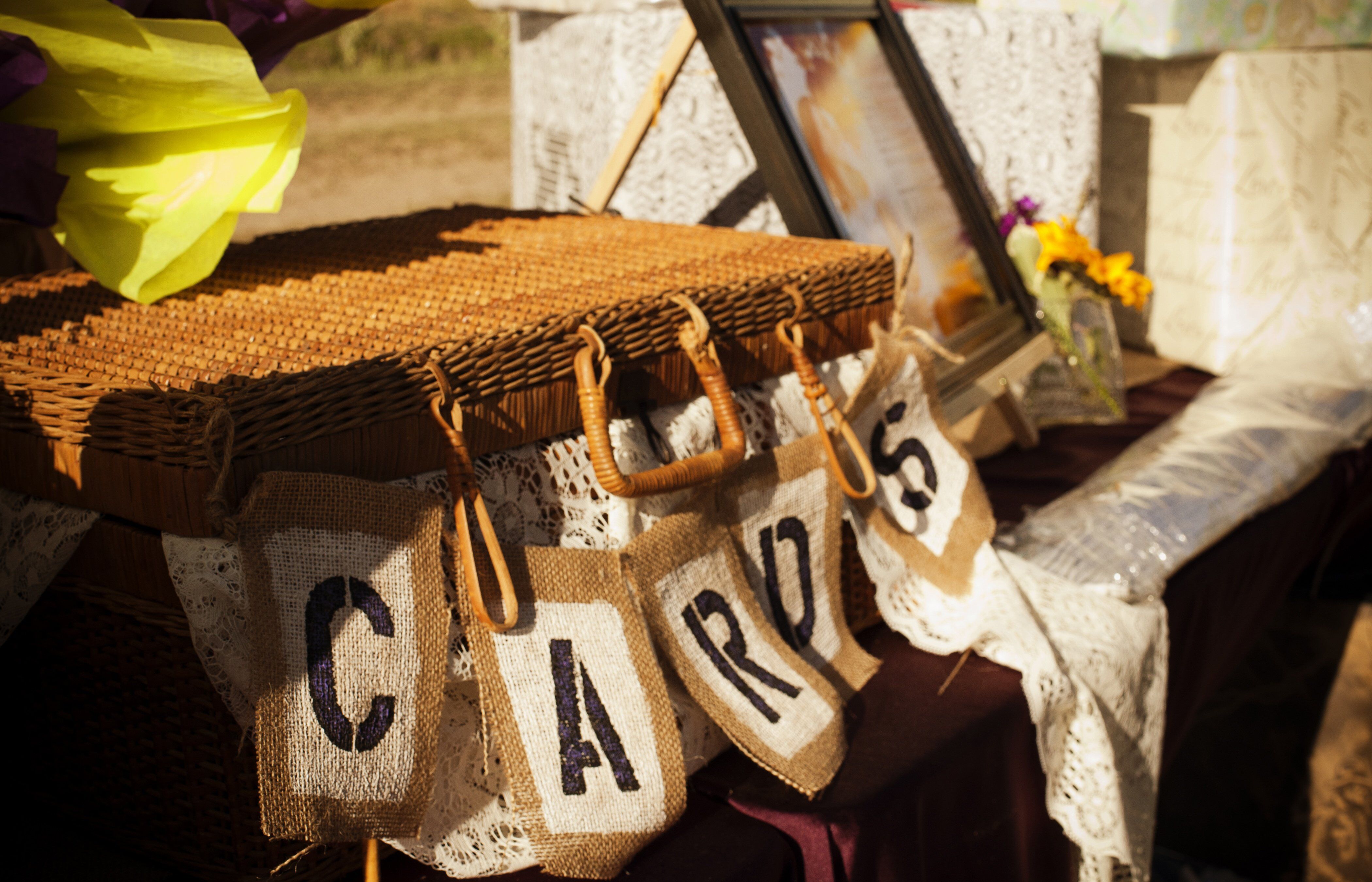 Wicker Basket Cardbox