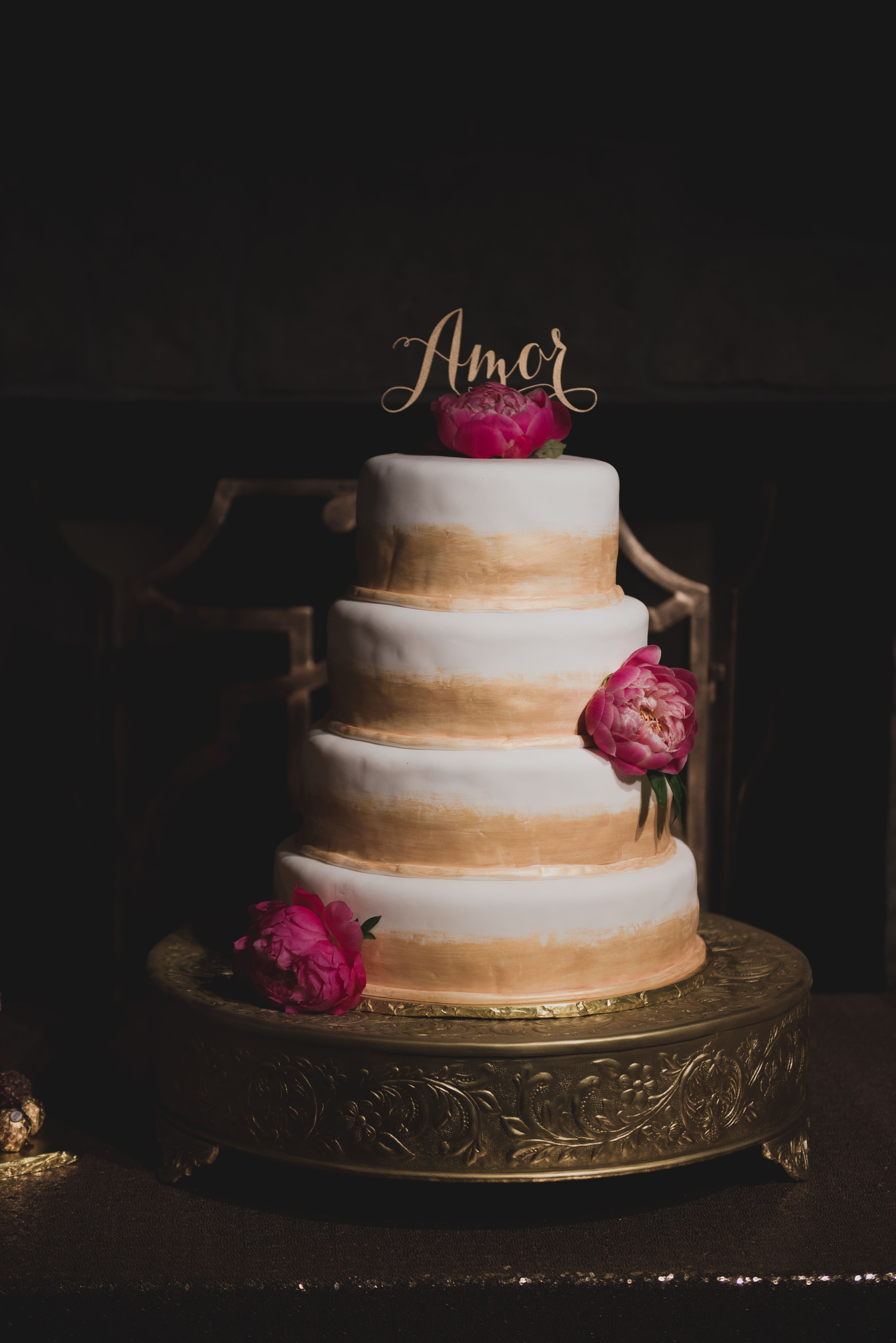Gold and White Icing Cake