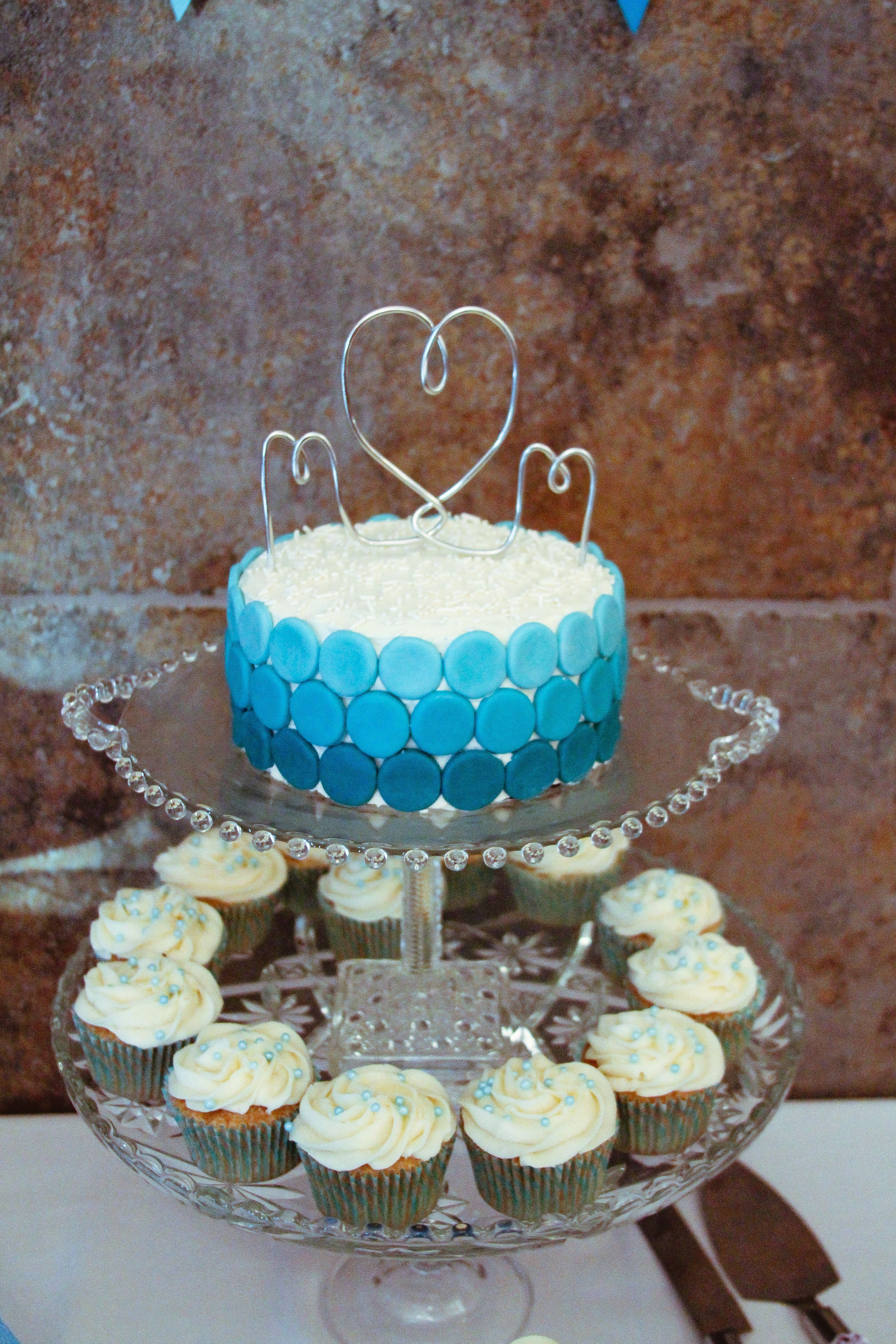 DIY Blue and White Wedding Cake