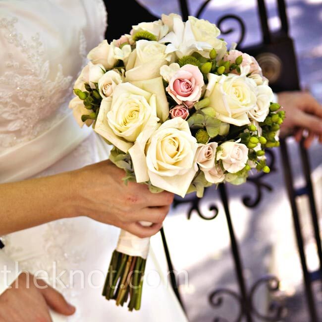 Ivory Rose Bouquet