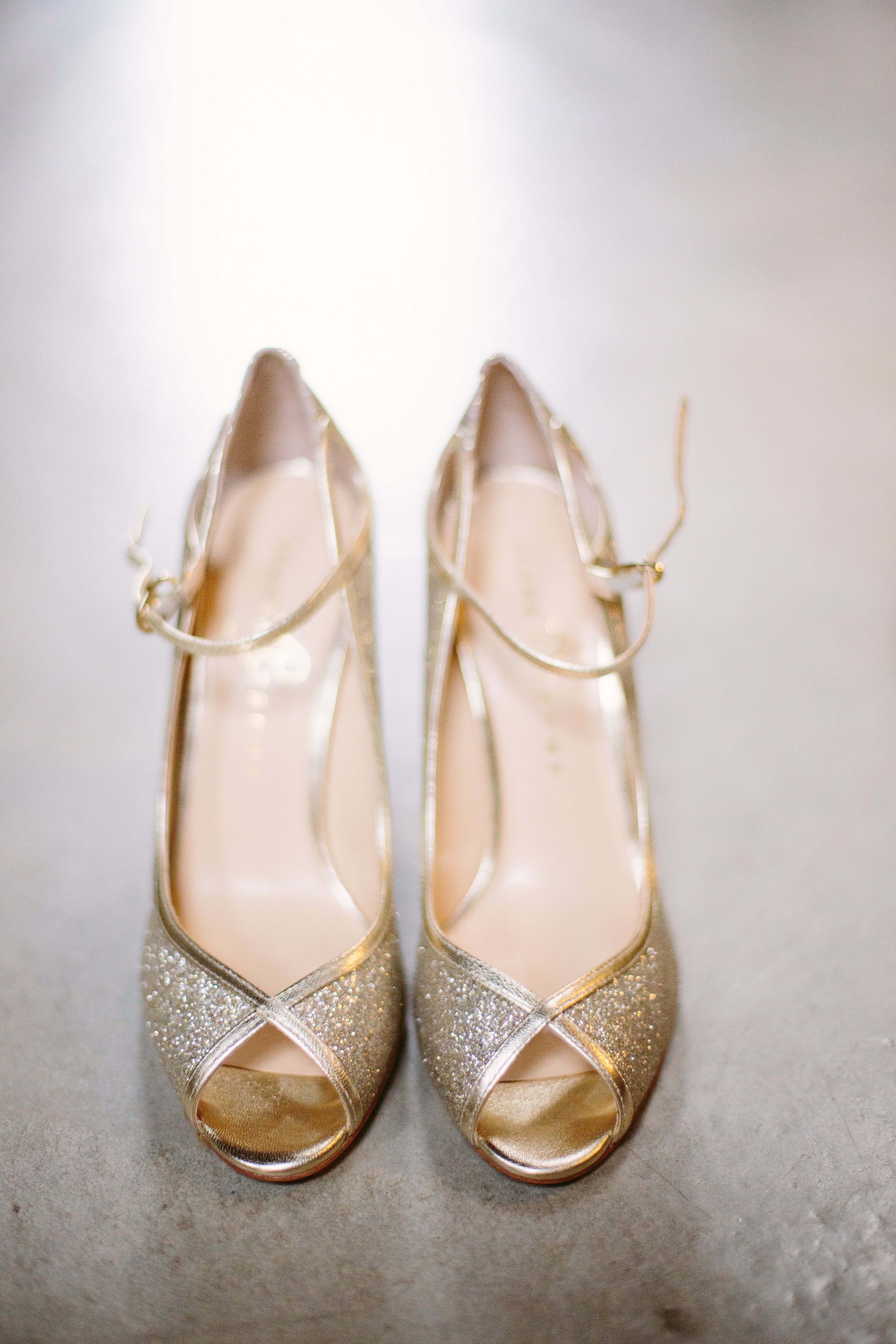 Gold Peep Toe Shoes 9558
