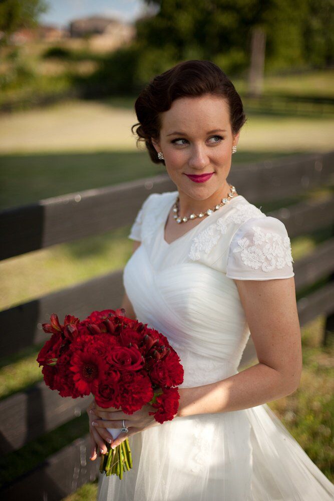 Retro Bridal Beauty Look